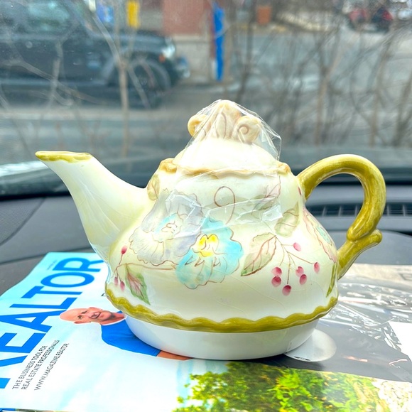 Tracy Porter | Dining | Tracy Porter Small Teapot | Poshmark
